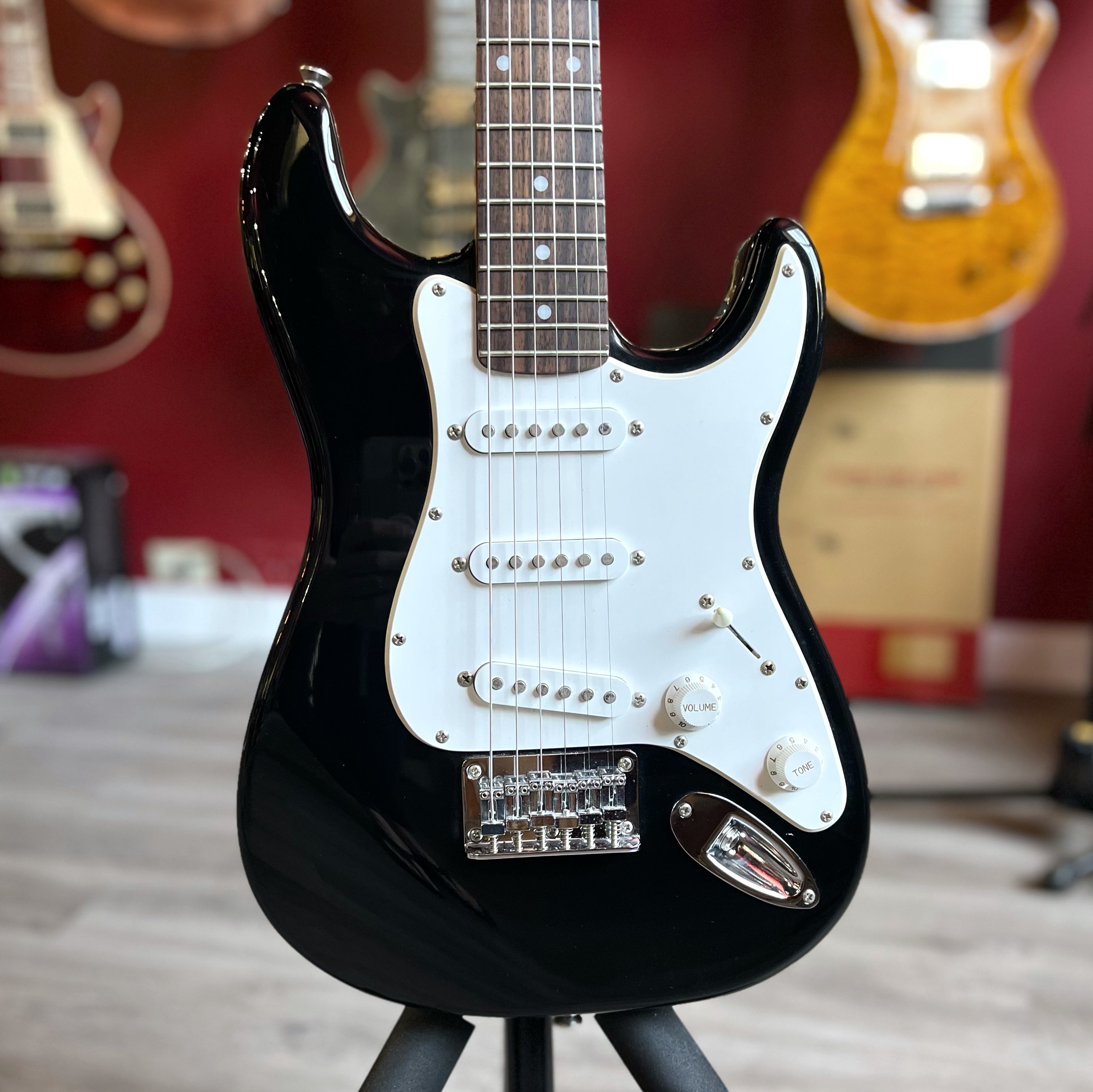 Squier Strat Mini (Used) | (912) 275-8686